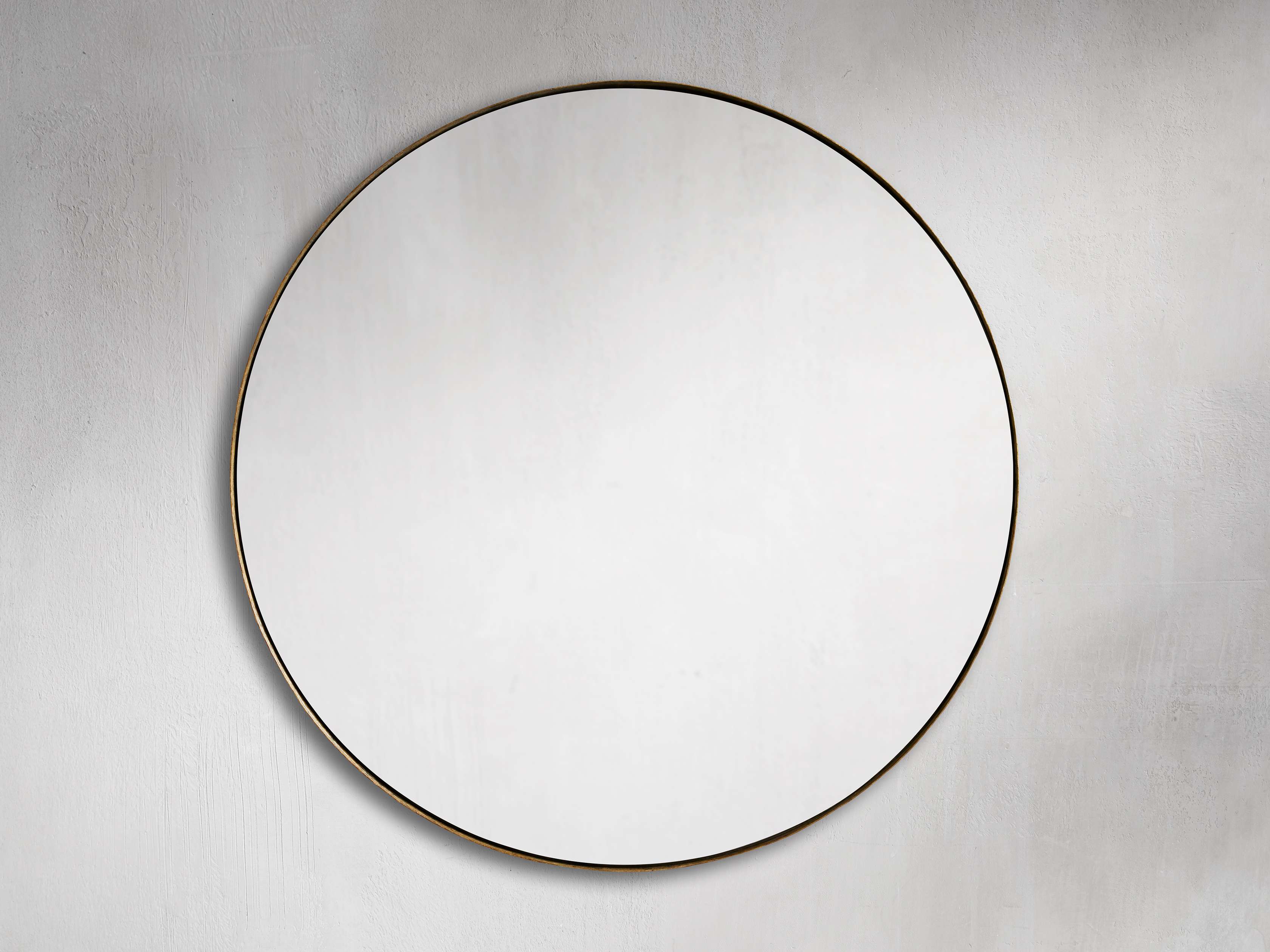 Serra 30" Round Mirror in Patina